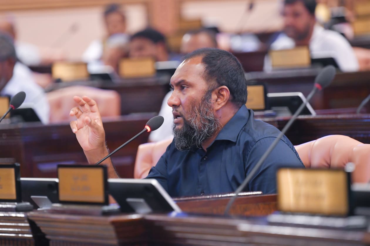 އަލަށް އިންތިހާބުވި މަޖިލިސް މެންބަރުންނަށް ބޭއްވި ޕްރޮގްރާމް