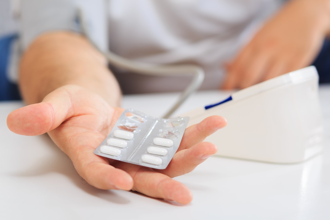 study-finds-commonly-used-blood-pressure-medications-safe-for-covid-19