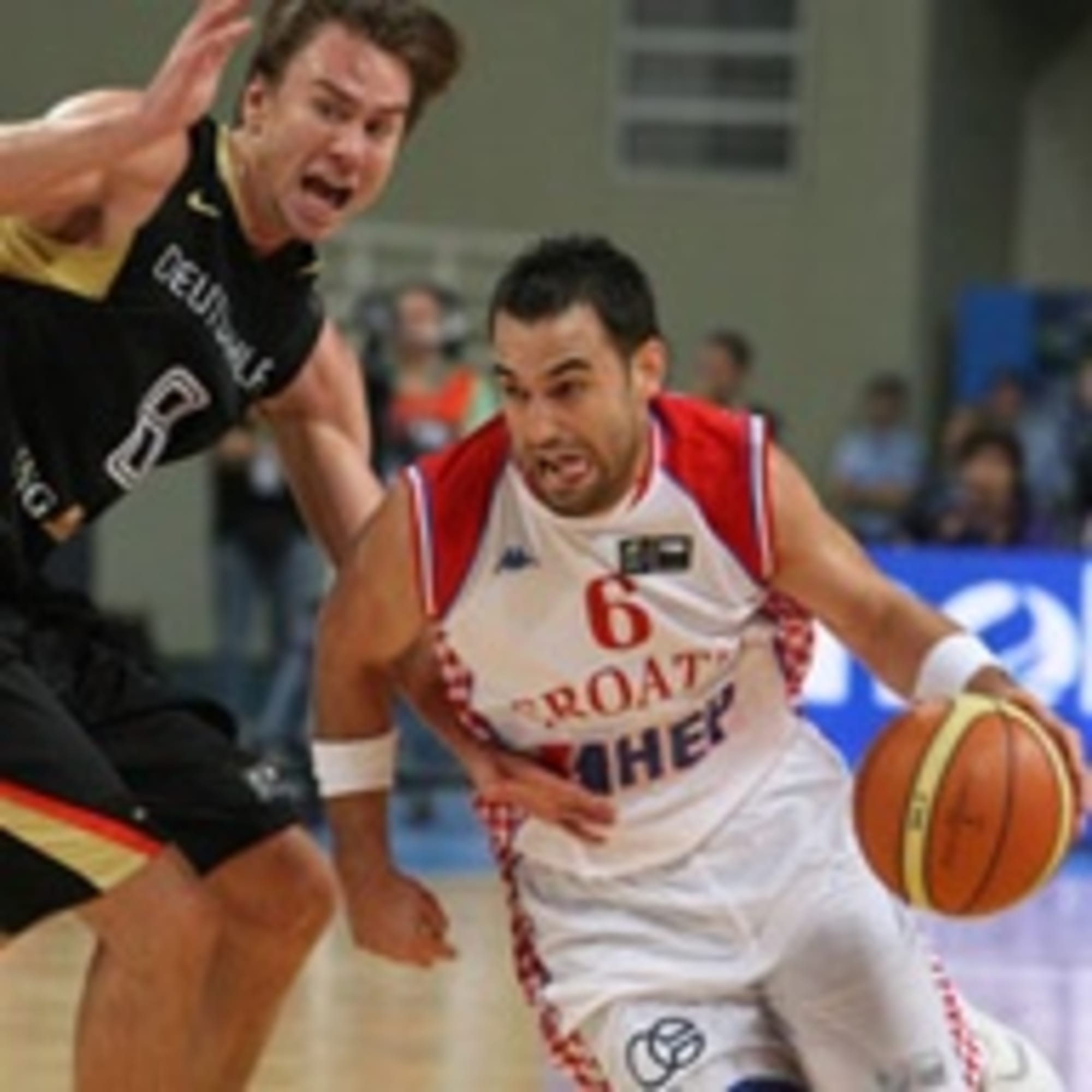 CRO - Post-game interviews with Marko POPOVIC & Kresimir LONCAR [video] | FIBA Basketball