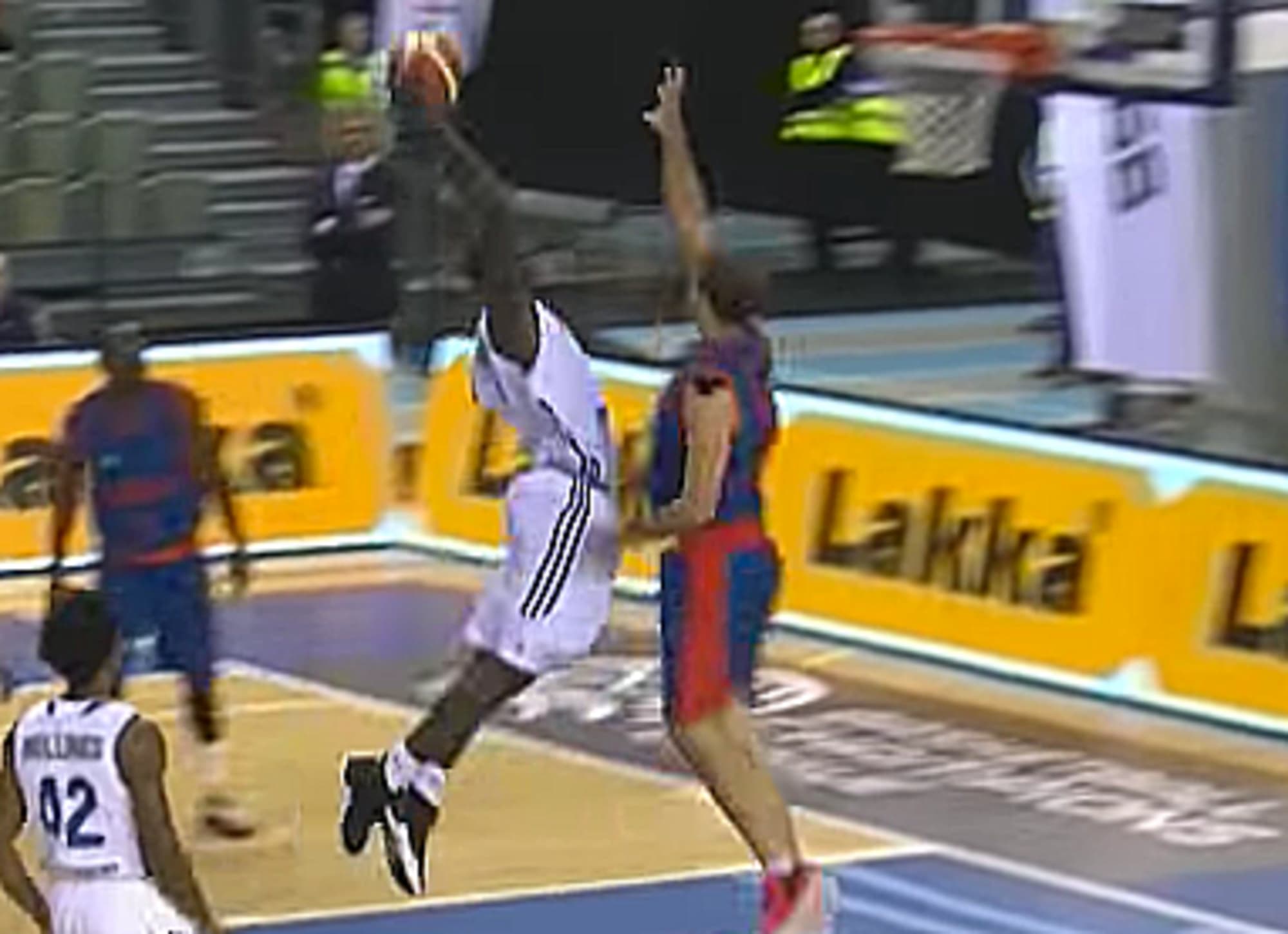 Nino Johnson takes flight for major poster dunk in defender's face! | FIBA Basketball