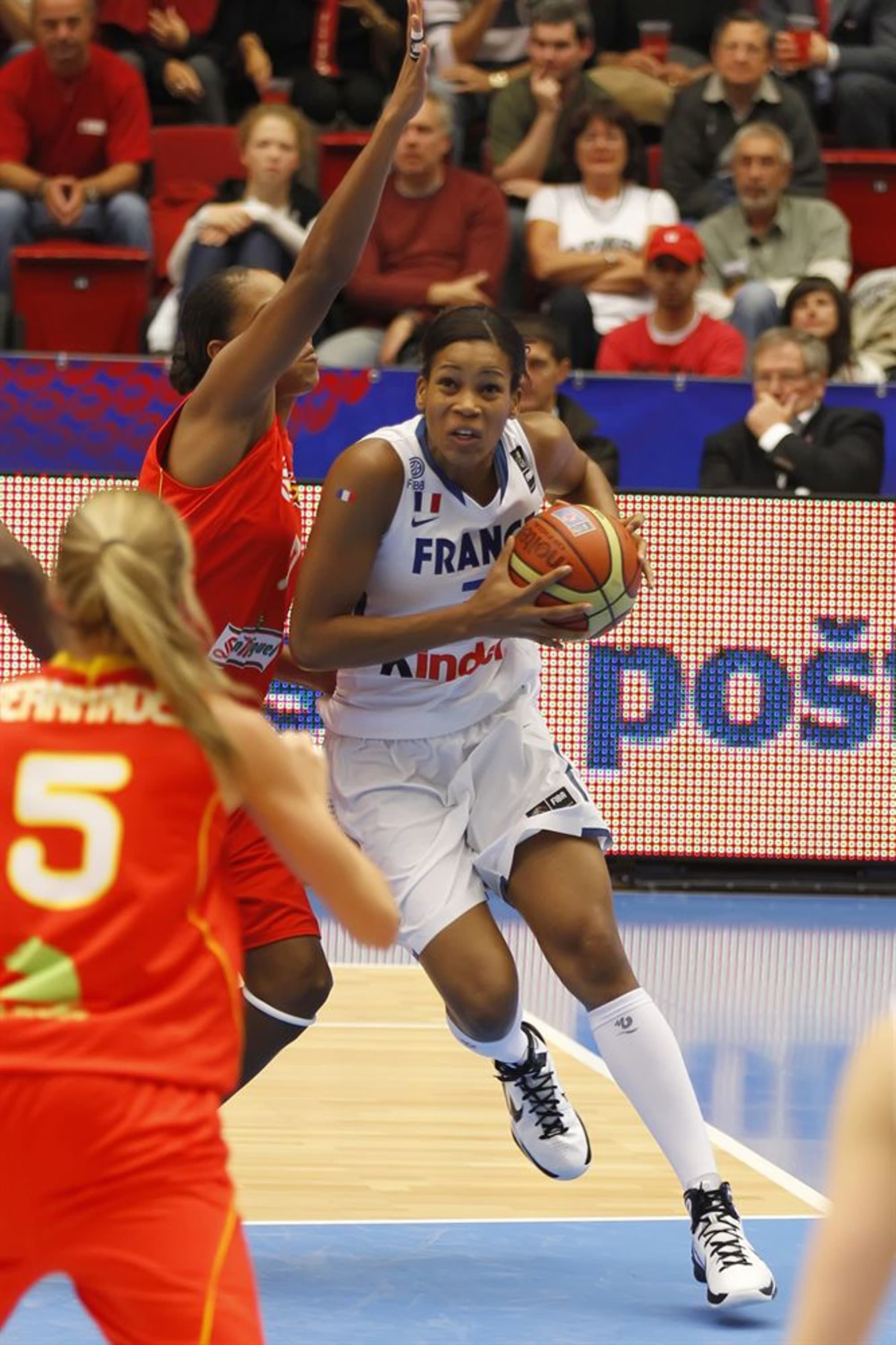 FRA - Injury knocks talented Amant out of France squad | FIBA Basketball