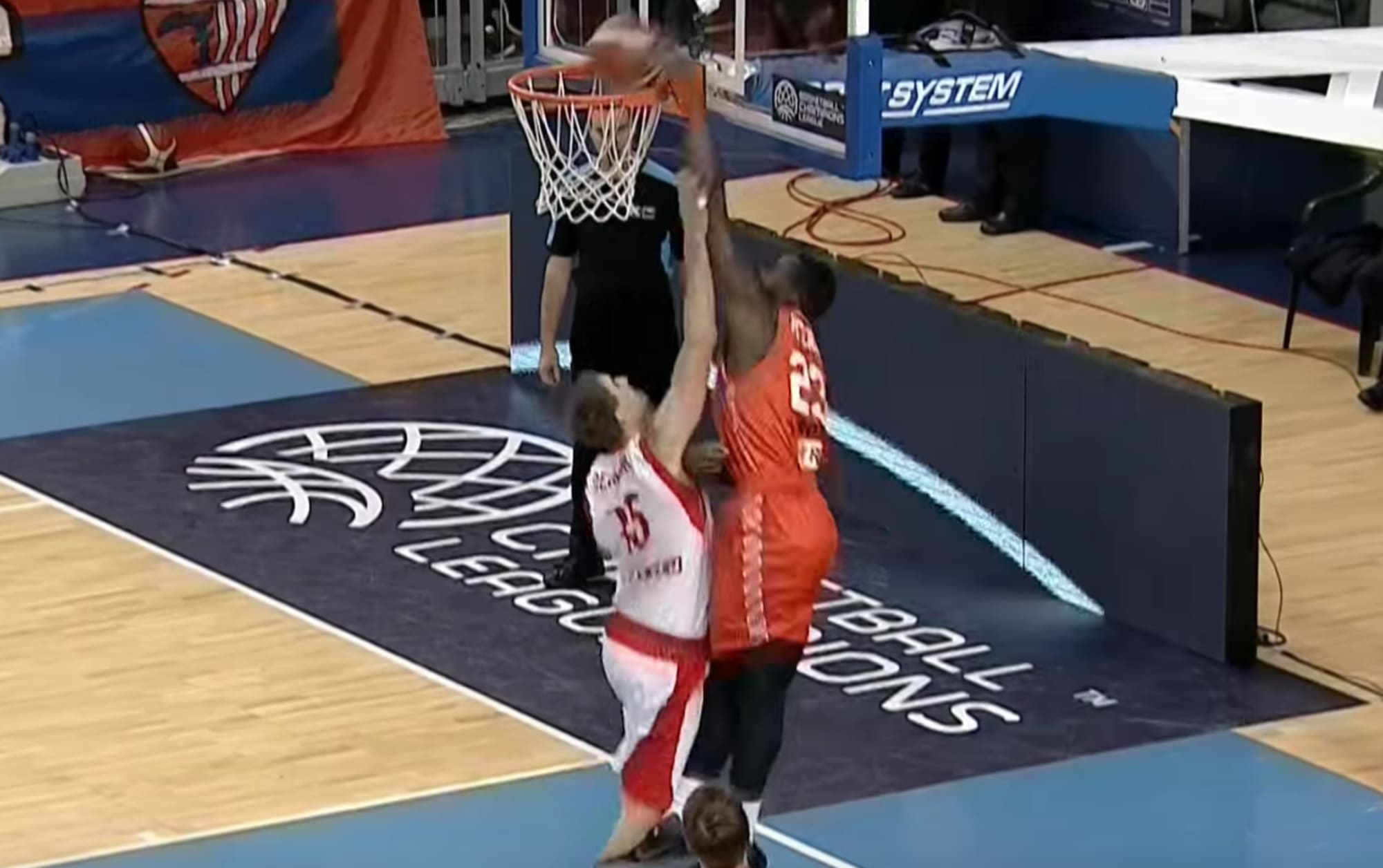 Javon McCrea goes baseline for the reverse flush | FIBA Basketball