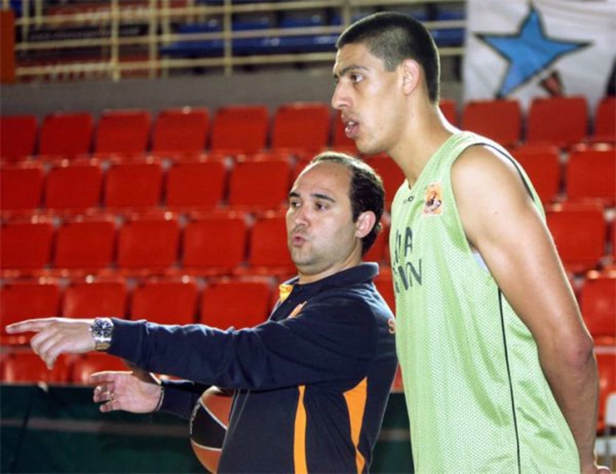 ESP – Mateo replaces Aito at Unicaja | FIBA Basketball