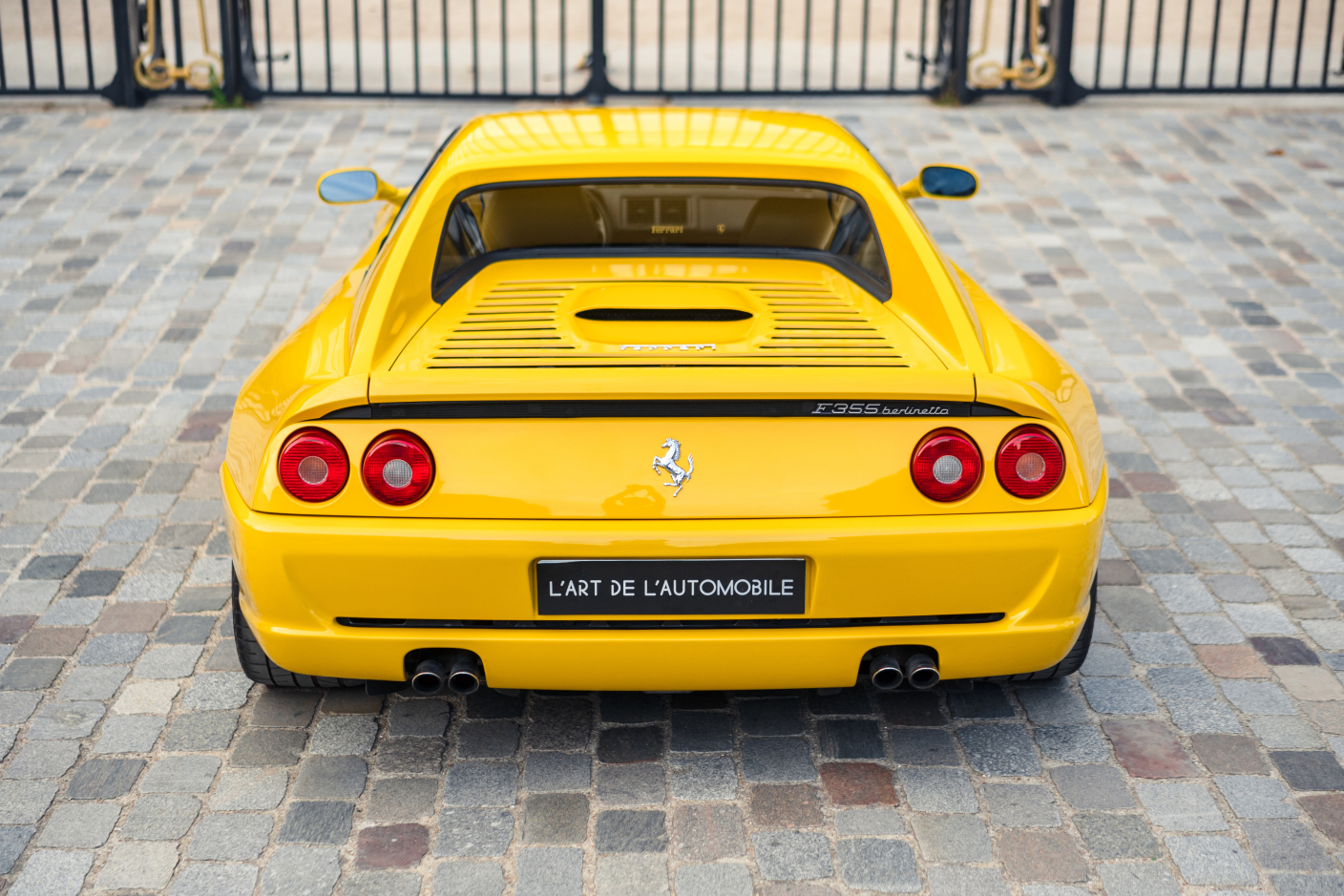 L'art de l'automobile | Ferrari F355 Berlinetta *Manual