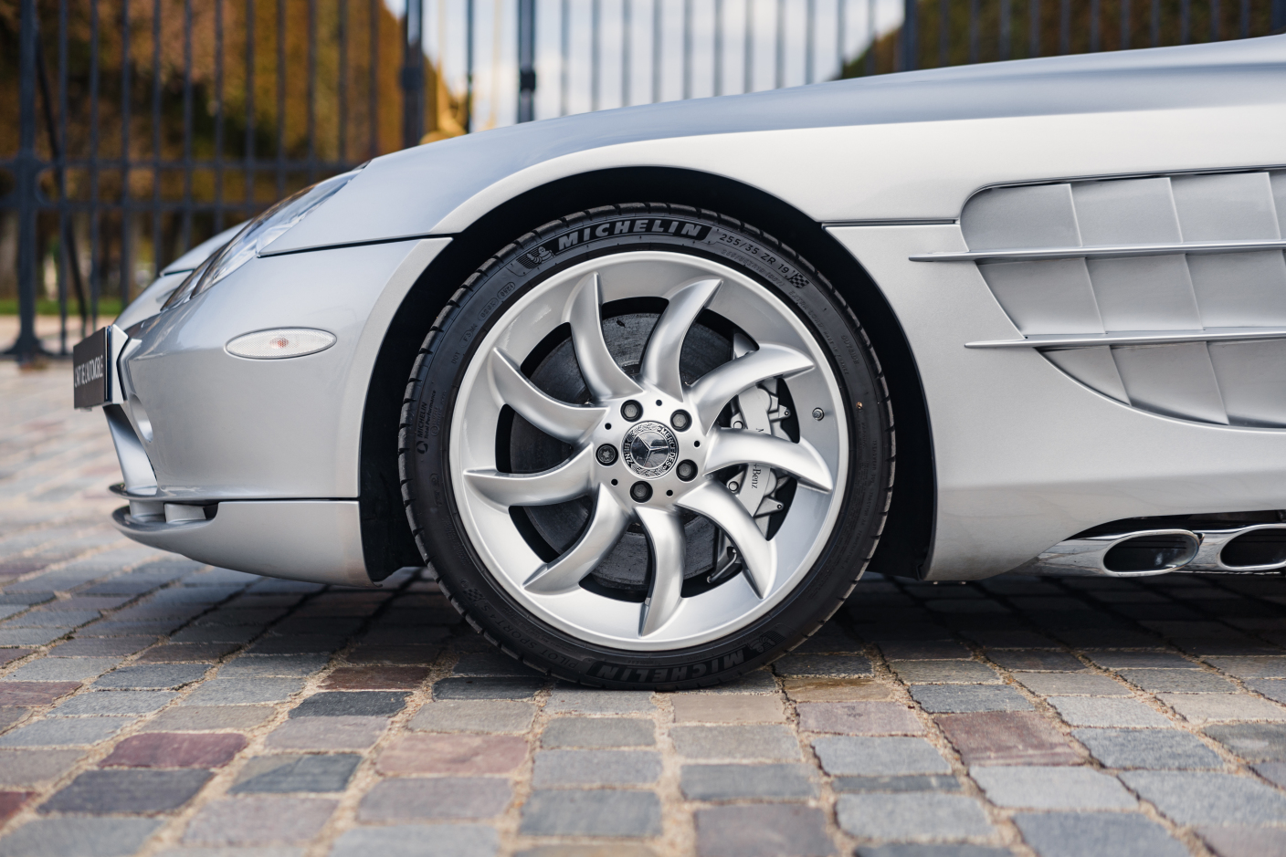 L'art de l'automobile | Mercedes SLR McLaren *First hand first