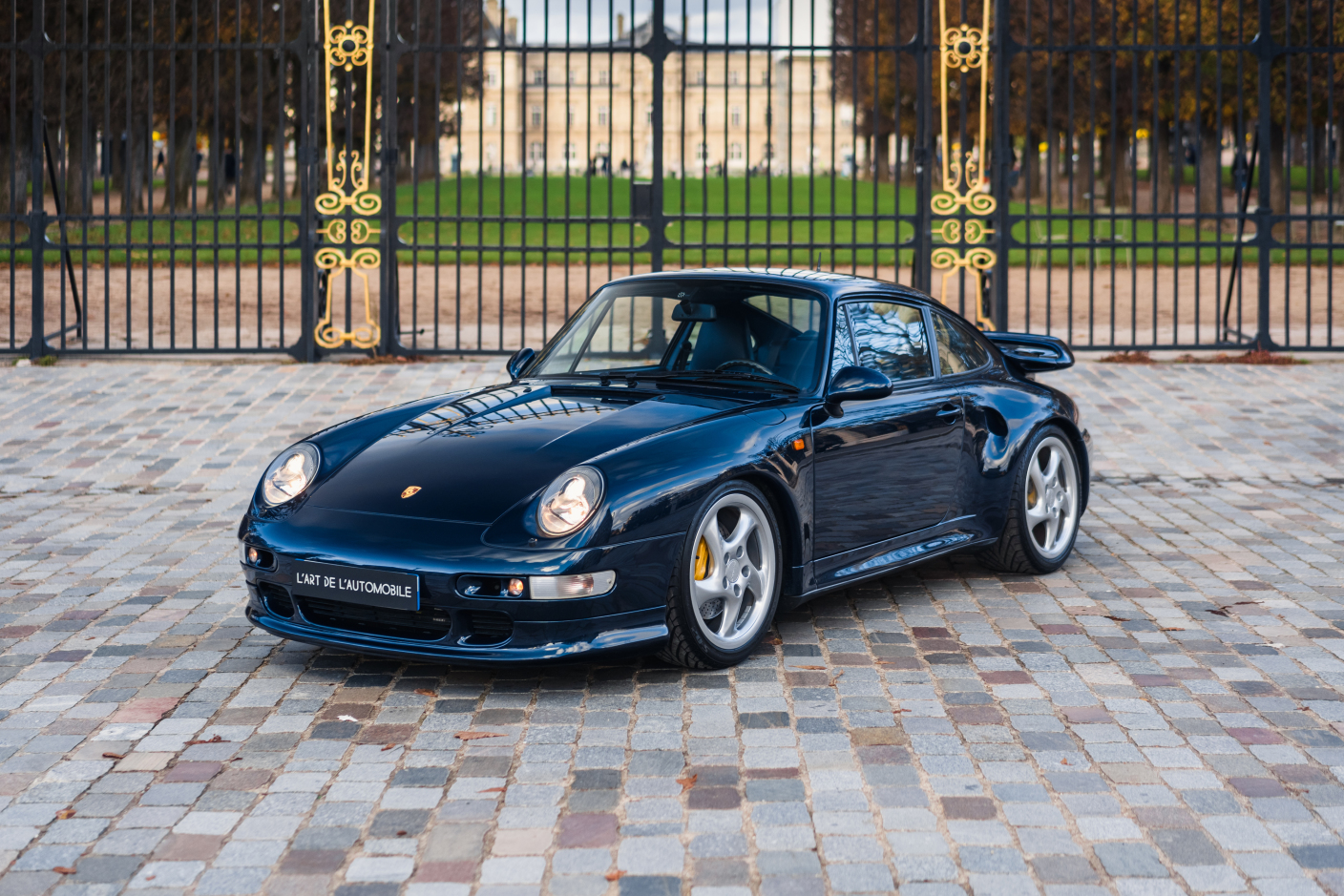 L'art de l'automobile | Porsche 993 Turbo S *Triple Blue*