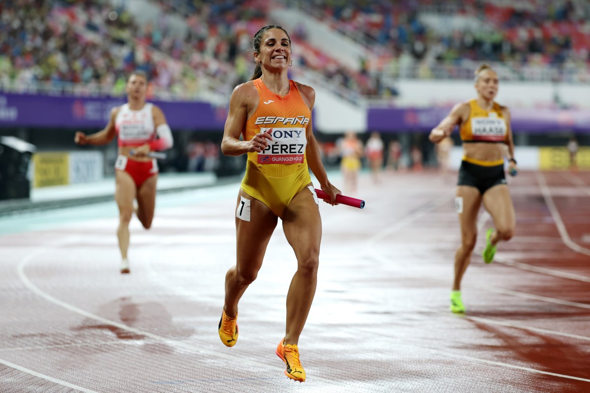 Spanish 4x100m record among the day one highlights of the World ...