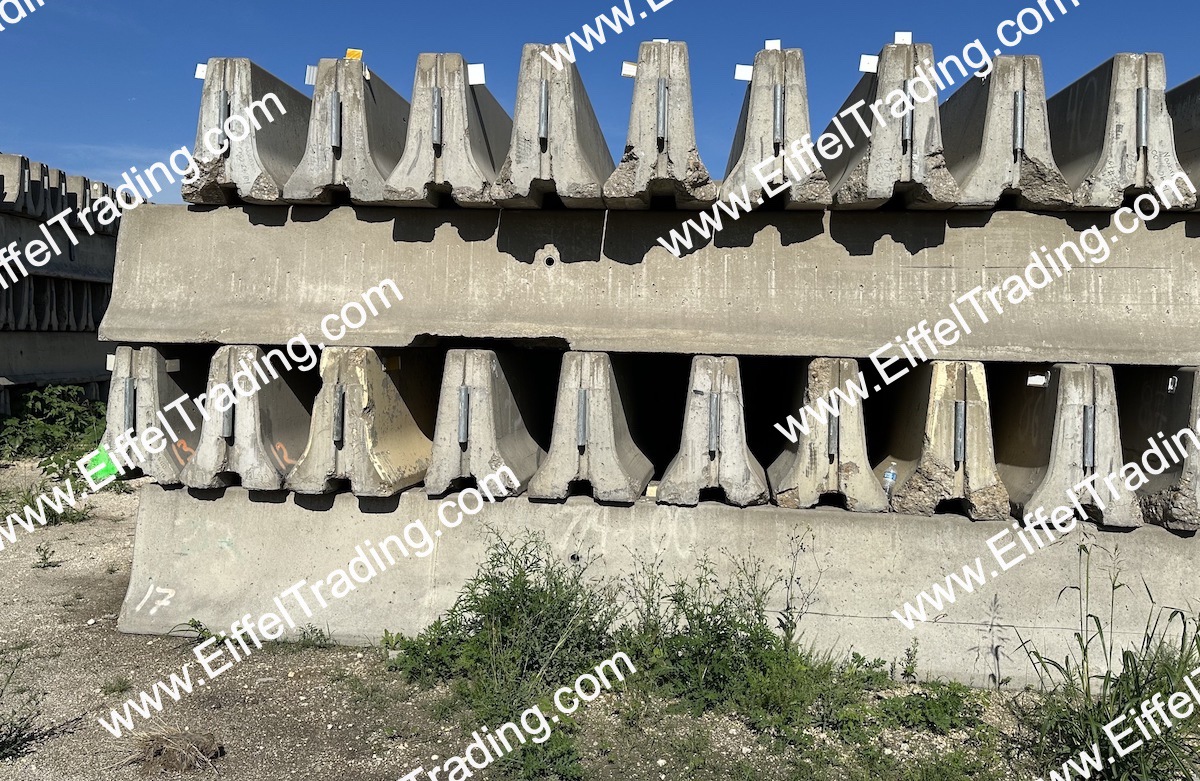 6,000LF of Used F-Shape Barrier Wall | Eiffel Trading