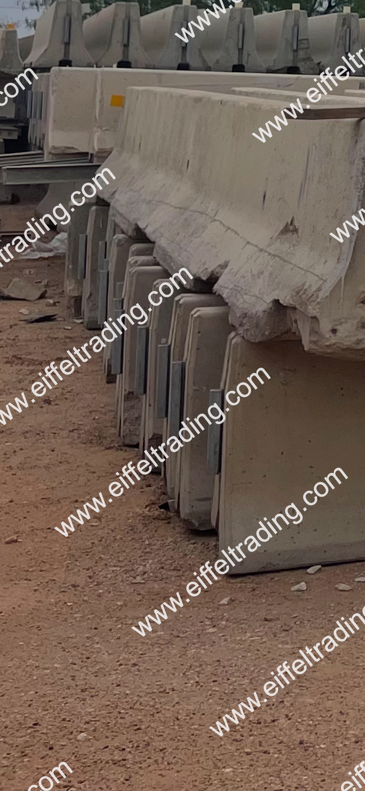 12,000LF of F-Shape Barrier Wall with JJ Hook | Eiffel Trading