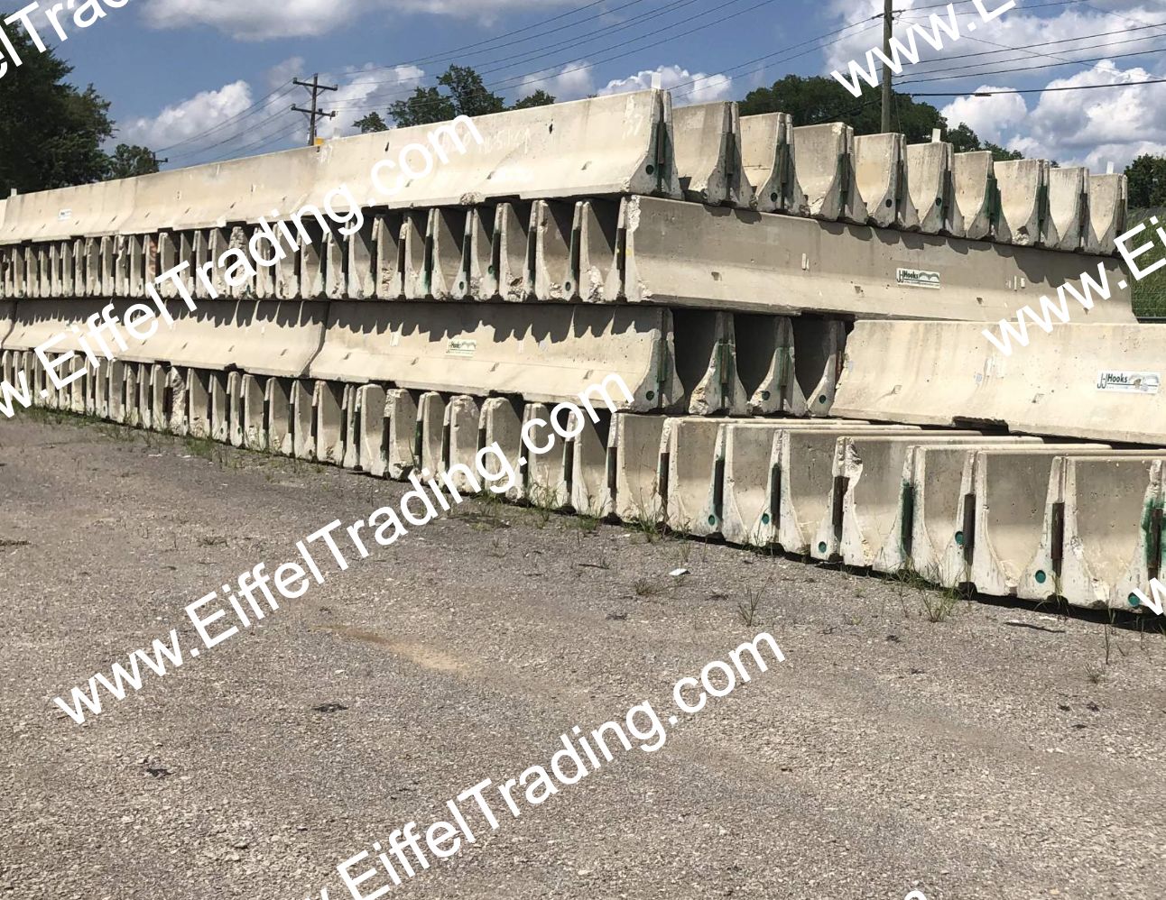 7,000LF of TNDOT Barrier Wall with JJ Hooks | Eiffel Trading