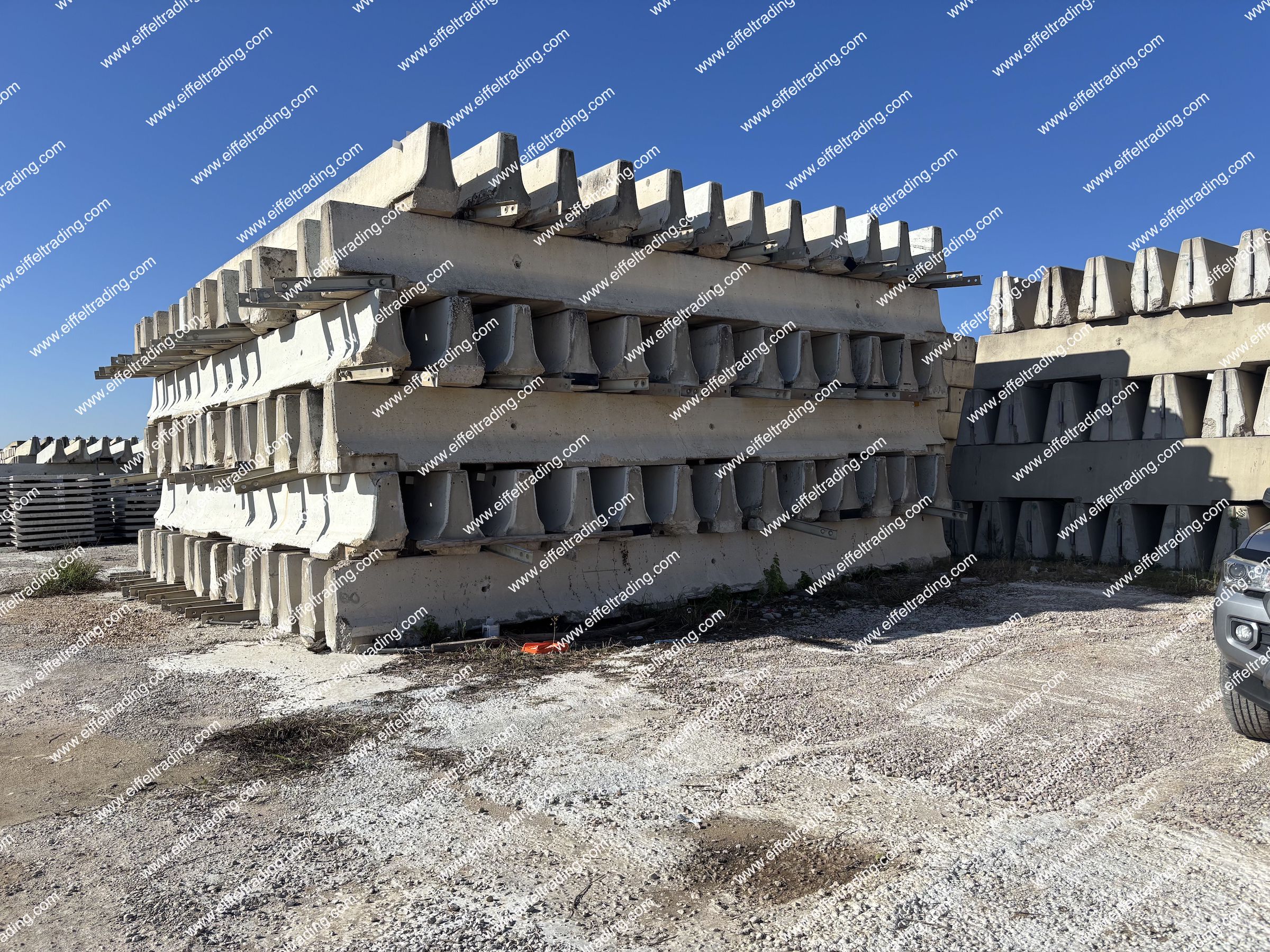 10,000LF of F-Shape Barrier Wall Channel | Eiffel Trading