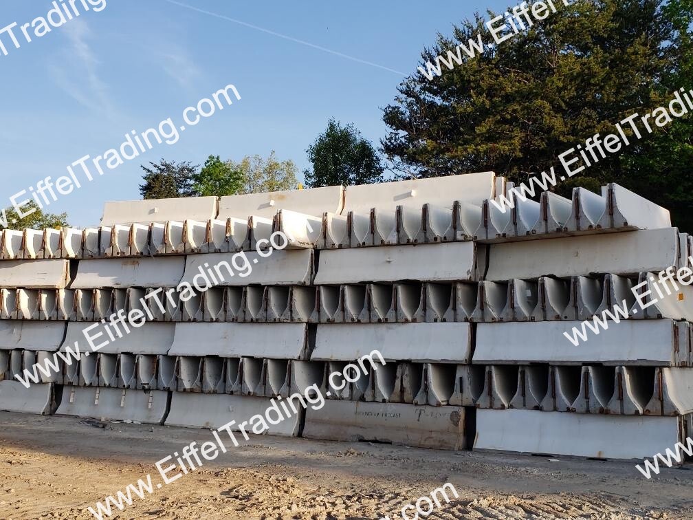2,400LF of J-Hook Barrier Wall | Eiffel Trading