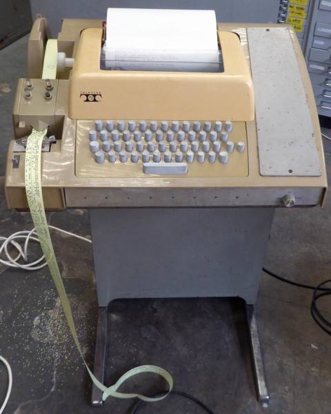 1960s-1970s practical ASR33 Teletype/teleprinter/telex terminal with ticker tape | ELECTROPROPS