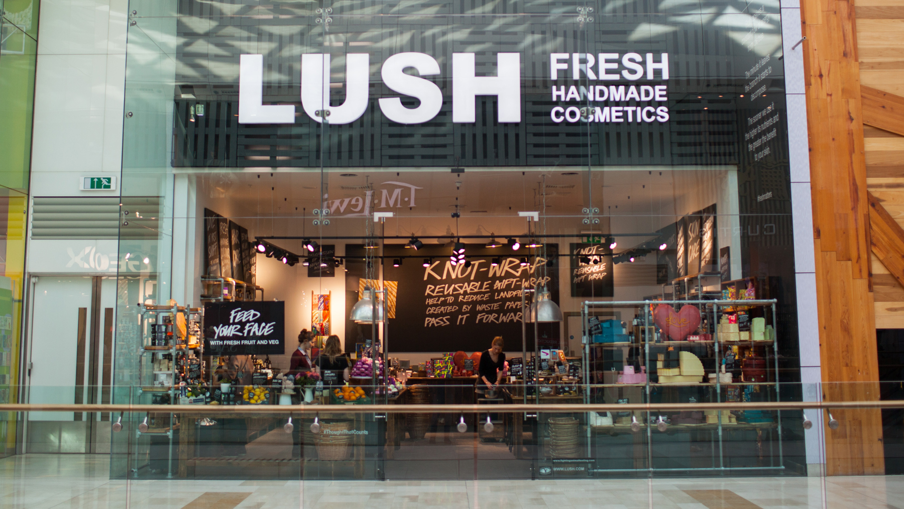 London White City | Lush Fresh Handmade Cosmetics UK London White City | Lush Fresh Handmade Cosmetics UK