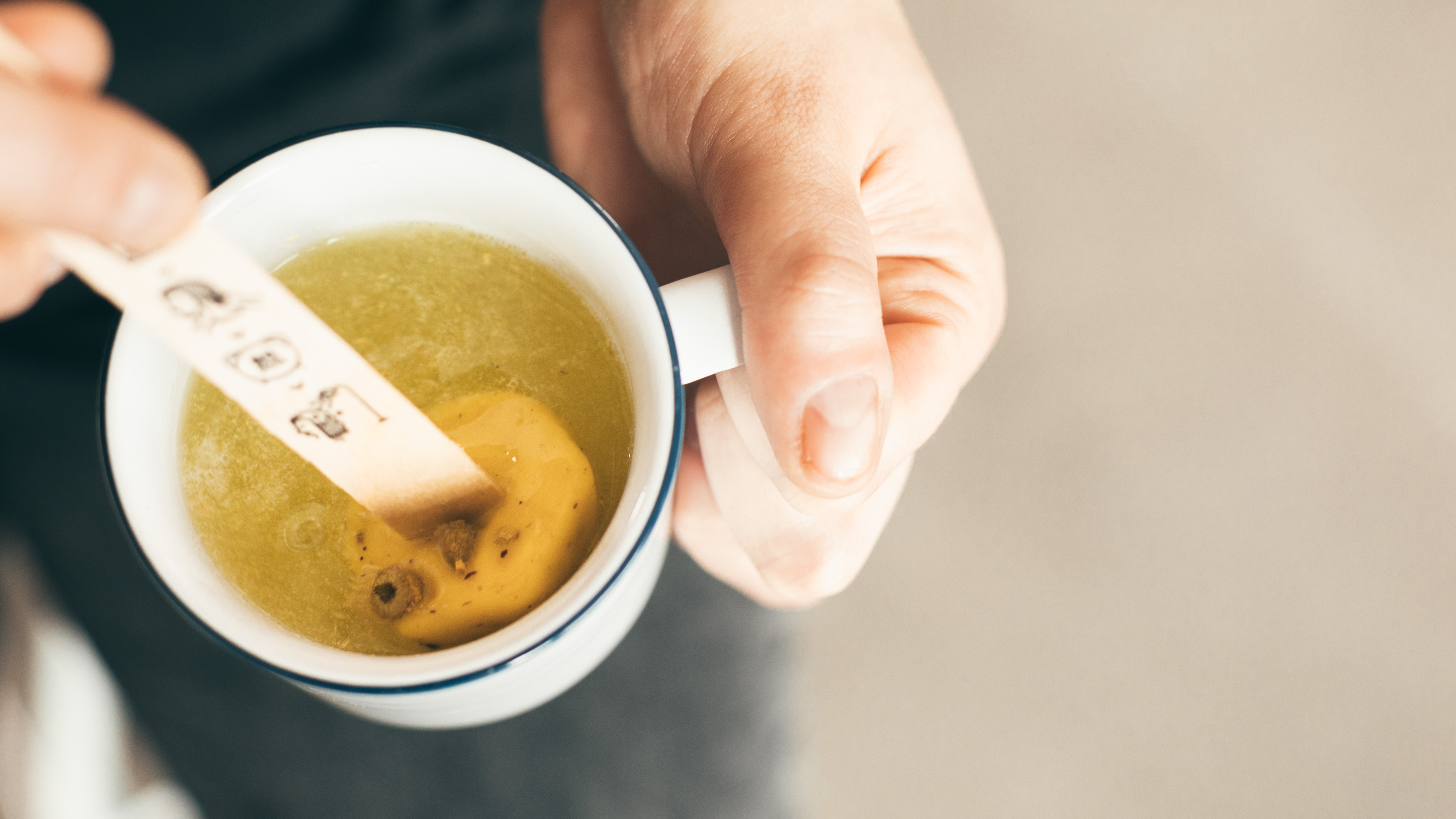 Everything You Need To Know About Hot Oil Hair Treatments Lush Fresh Handmade Cosmetics Uk