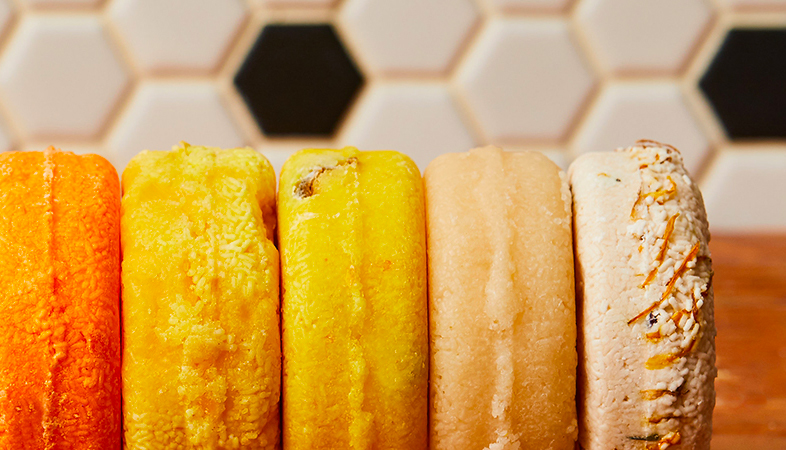 Pourquoi adopter un Shampoing solide ? - Lush France Pourquoi adopter un Shampoing solide ? - Lush France
