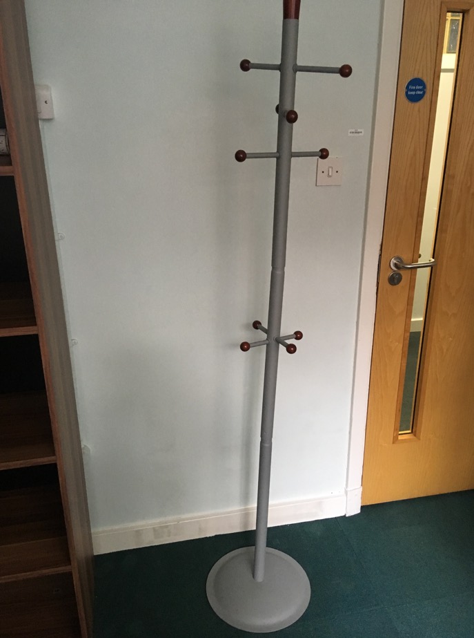 Coat Stand Just 5 Item ID 5919