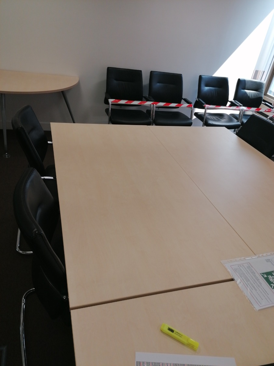 Table just £FREE Item ID 8488