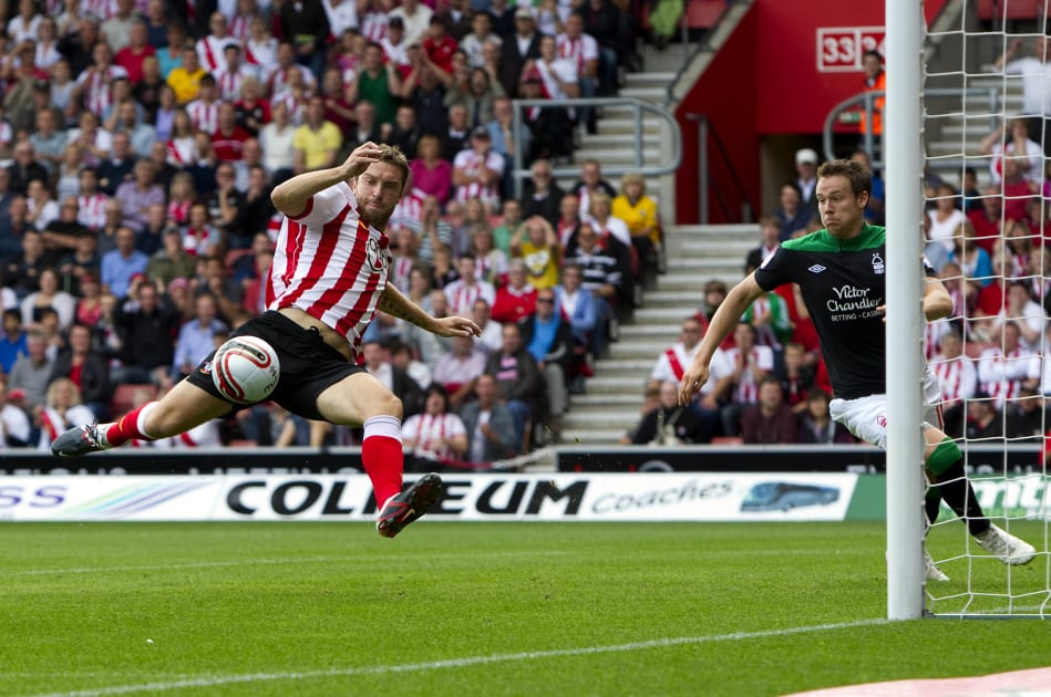 Classic Match: Lambert hat-trick cuts down Forest | Southampton FC Official Site