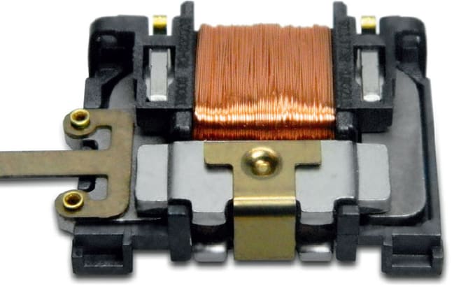 Self Powered Wireless Sensors In The Industrial Internet Of Things Tech Briefs