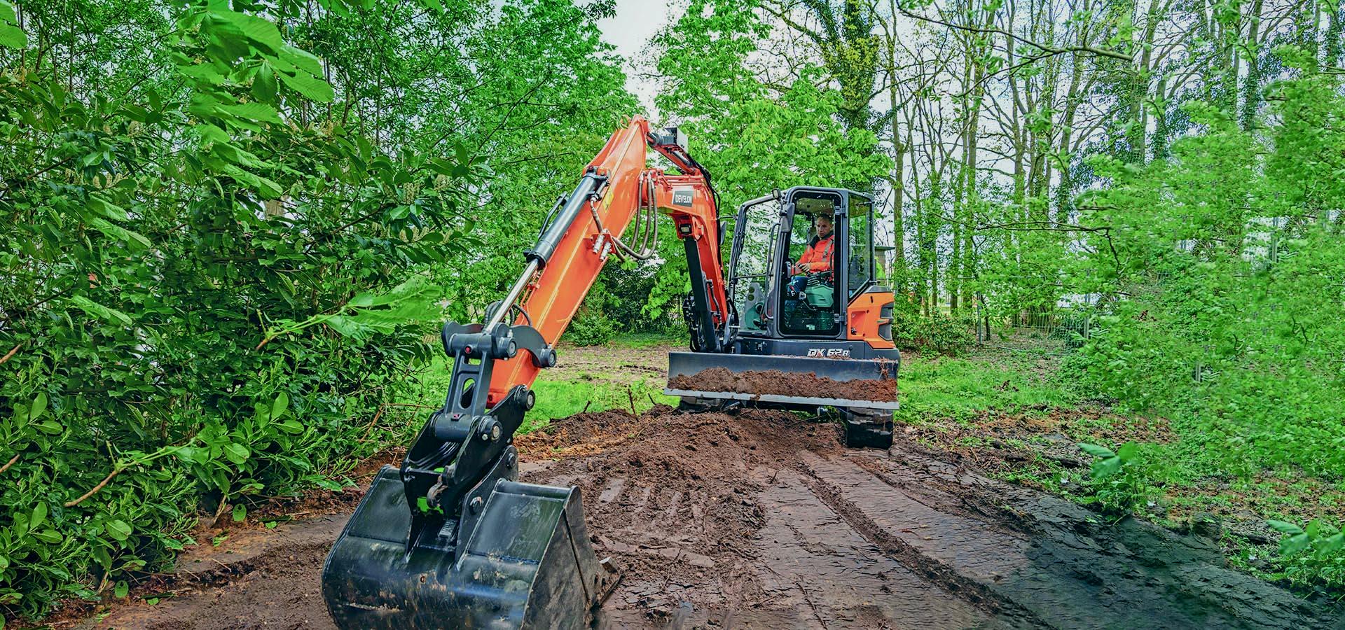 Develon Introduces Revamped Mini Excavators, All-New Compact Track Loader for U.S. - Mobility ...