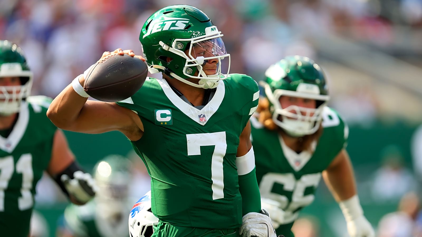 Jets QB Justin Fields Returns To Practice | Yardbarker