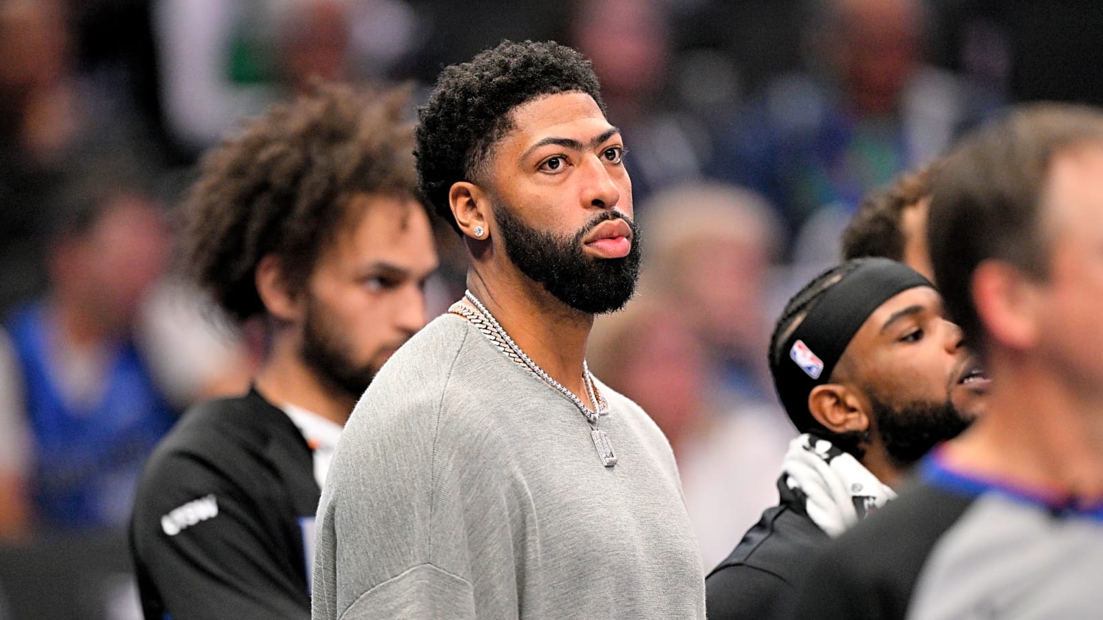 Mavericks’ Anthony Davis could return for weekend game in LA | Yardbarker