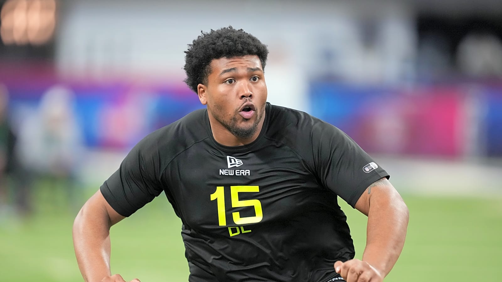 Steelers' Derrick Harmon Reveals Secret To Slowing Down Ex-Teammate QB Dillon Gabriel | Yardbarker