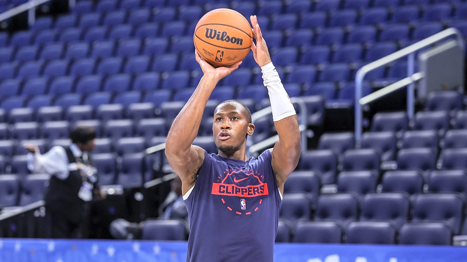 What Happened Between Jaxson Hayes and Kris Dunn? Punches Lead to Ejection in Lakers-Clippers ...