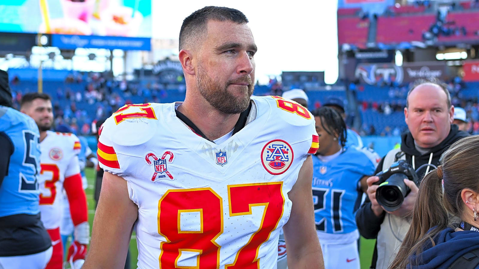 travis kelce chiefs return