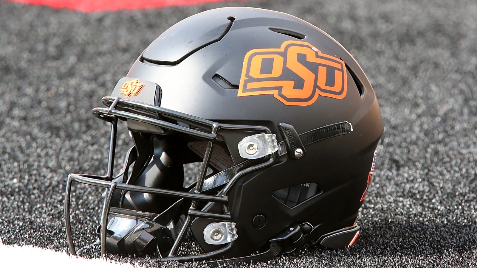 After Flipping to Kansas, Kaydin Jones Flips Back to Oklahoma State | Yardbarker