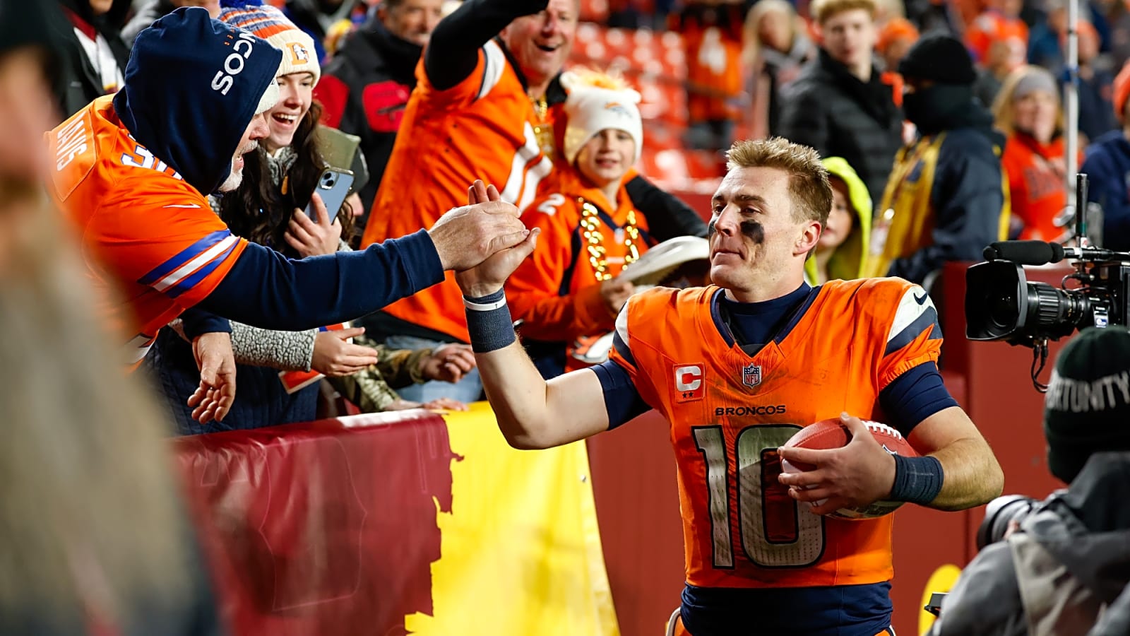 Top NFL DFS Redraft Lineups Start ‘em, Sit ‘em For Week 14 | Yardbarker