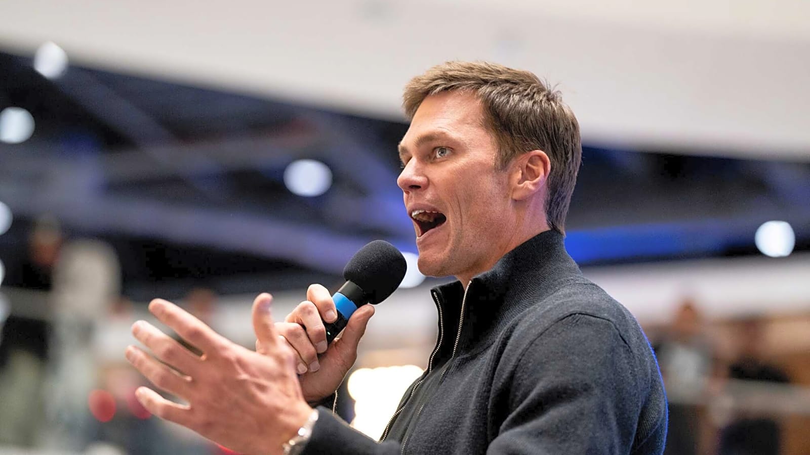 Tom Brady sends clear message to Shedeur Sanders after NFL Draft ... Tom Brady sends clear message to Shedeur Sanders after NFL Draft ...