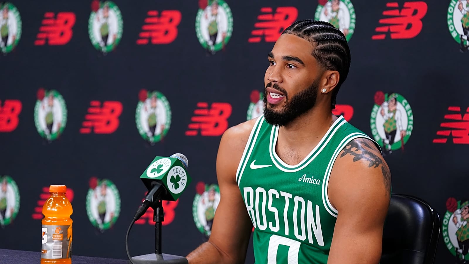 Jaylen Brown Claims Jayson Tatum is on a ‘Wolverine’ Run in Recovery from Torn Achilles | Yardbarker