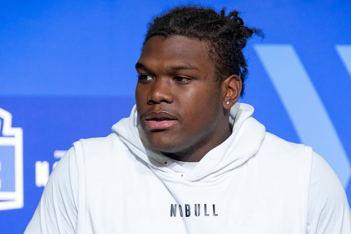 Broderick Jones’ Neck Setback Forces Steelers Into Last-Minute Draft ...