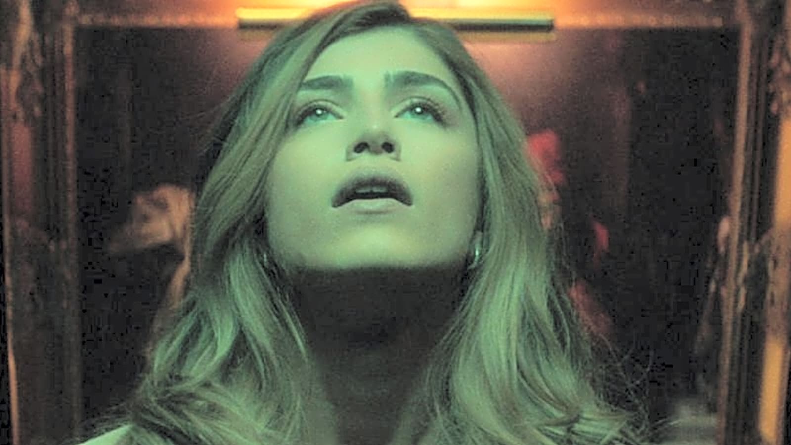 Bone Lake Trailer: Erotic Vacation Turns Bloody in Fantastic Fest Horror Hit | Yardbarker