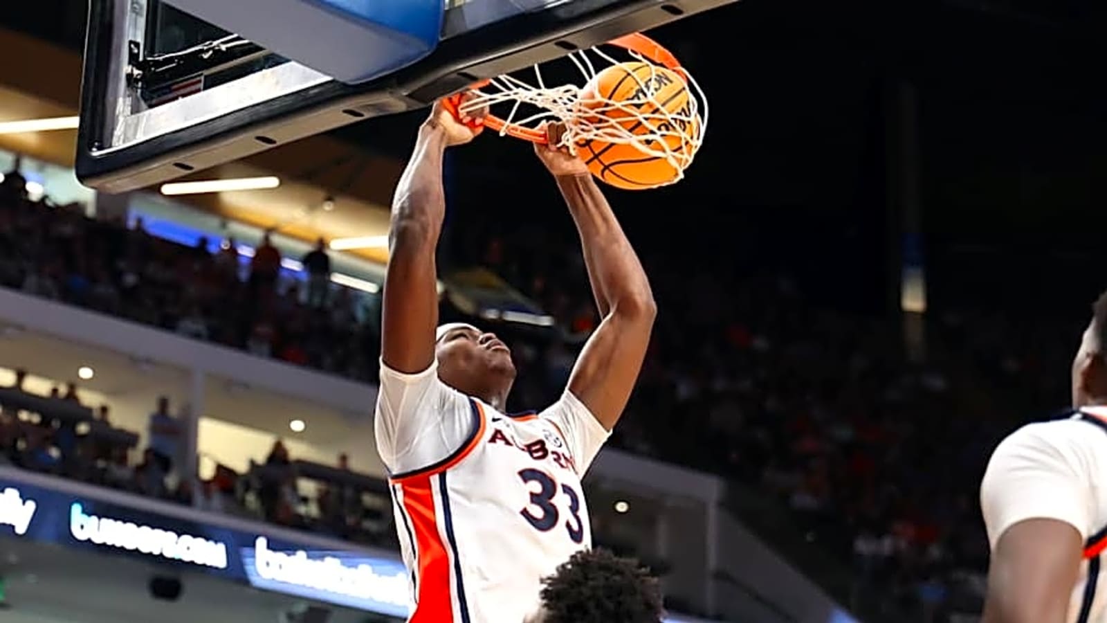 Sebastian Williams-Adams Emerging as Key Piece in Auburn's Rotation ...