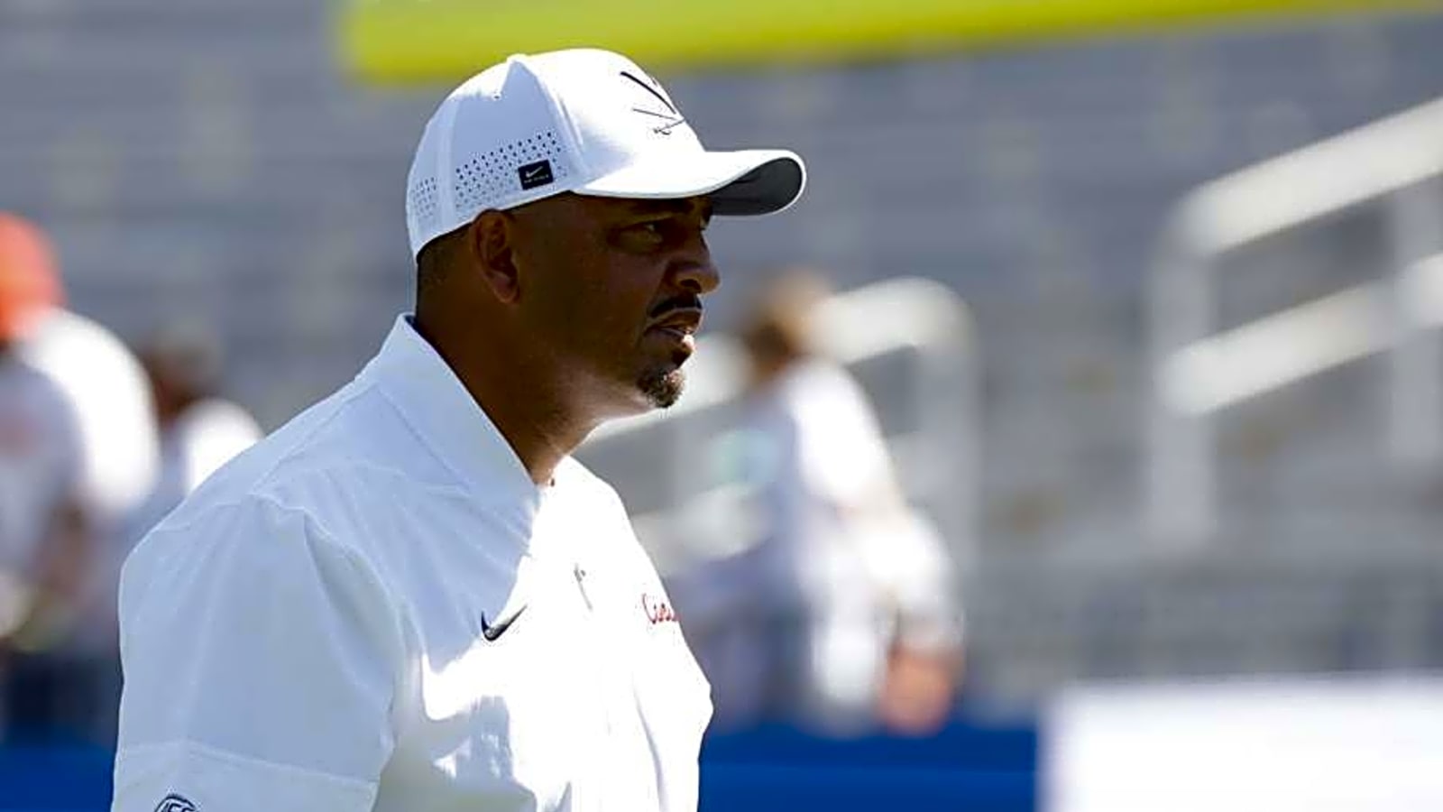 Everything Tony Elliott Said at Tuesday’s Press Conference Ahead of Florida State Game | Yardbarker