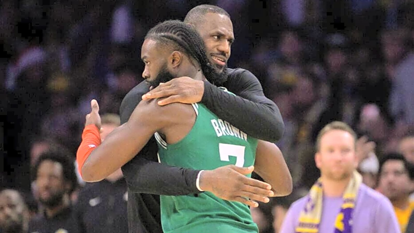 Reaching a scoring milestone only made Jaylen Brown realize LeBron James’ greatness | Yardbarker