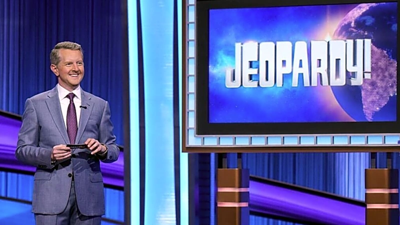 ‘Jeopardy!’ Host Ken Jennings Addresses Leaving Show & Big Change He’d ...