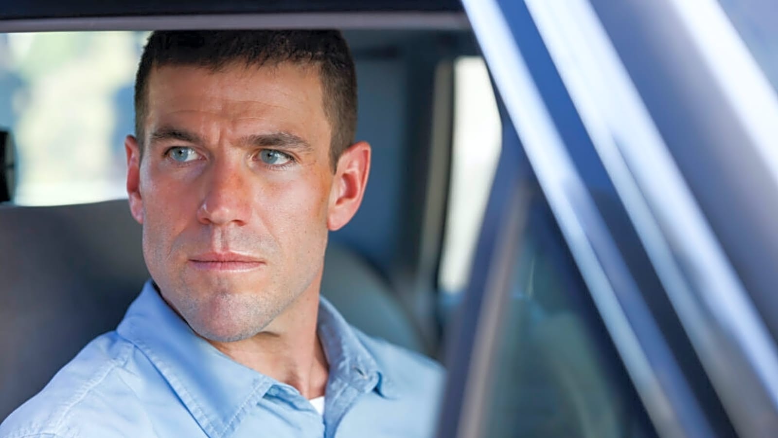 ‘NCIS: Origins’: Austin Stowell Talks Gibbs & Lala’s Pool Moment, What Will Be ‘Very Different ...