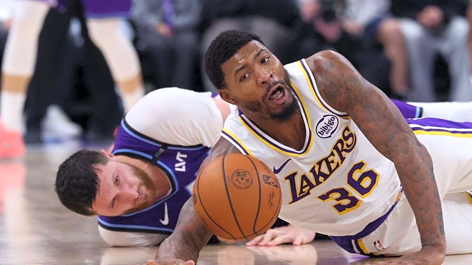 marcus smart lakers