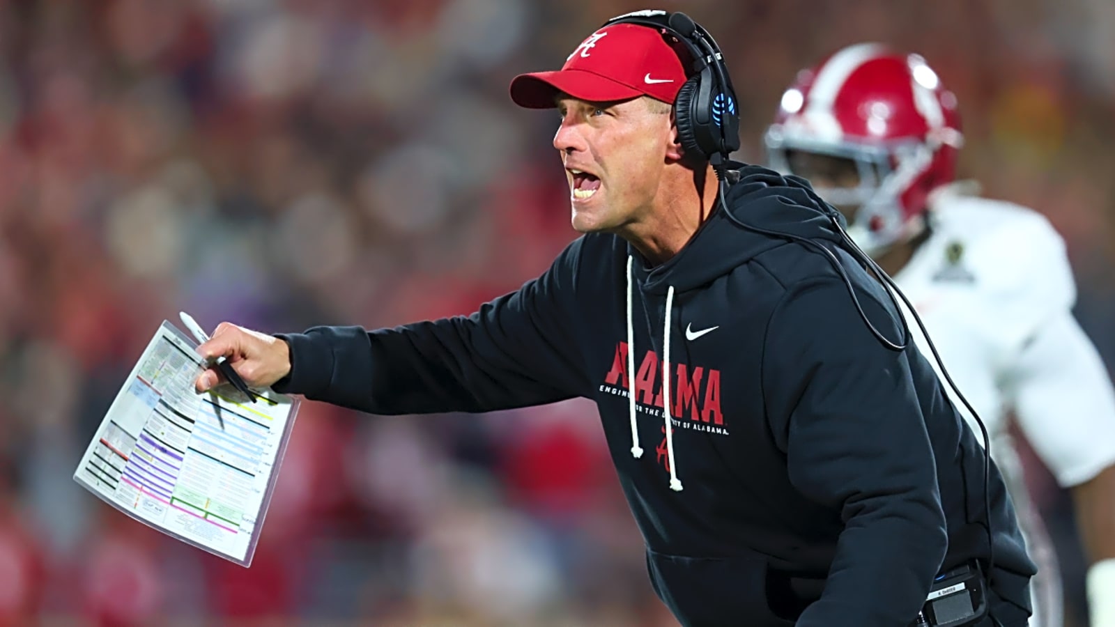 College football insider says Alabama is the early school to watch for ...