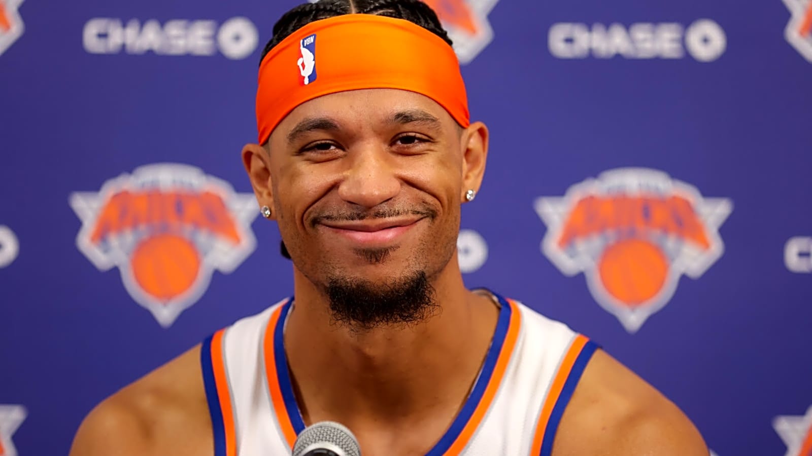 Knicks’ Josh Hart Jokes About Potentially Losing Starting Role This Season | Yardbarker