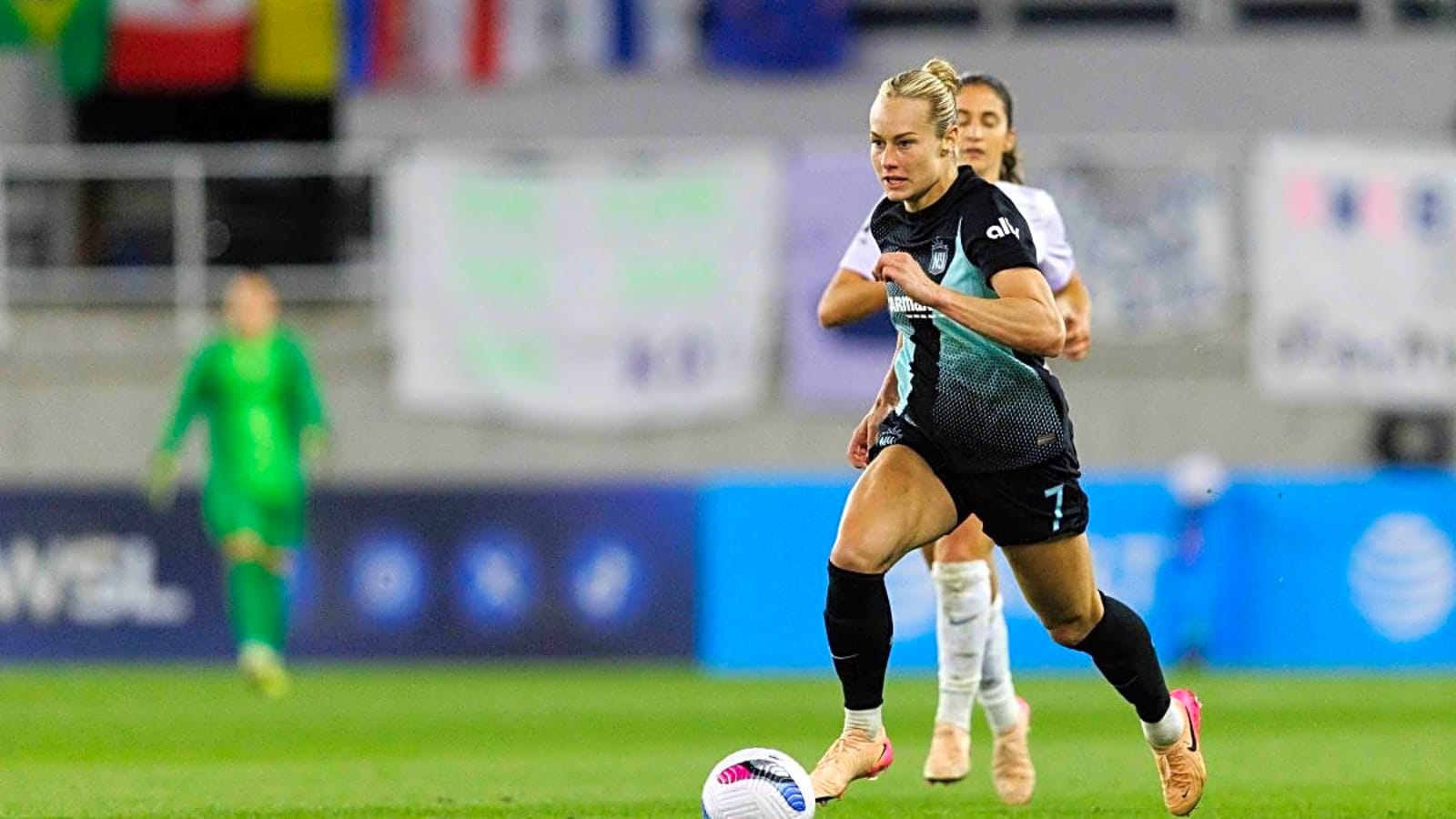 Howell Is a Big Part of Gotham FC's NWSL Championship Charge | Yardbarker