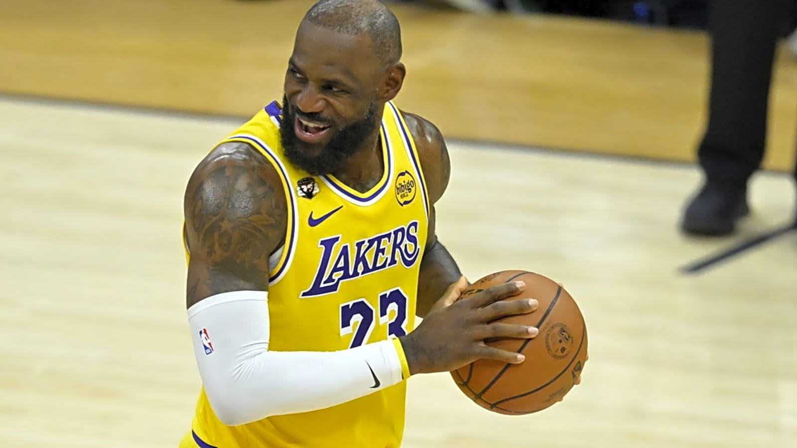LeBron James Subtly Announces Retirement Decision After Reports of Lakers Fallout | Yardbarker