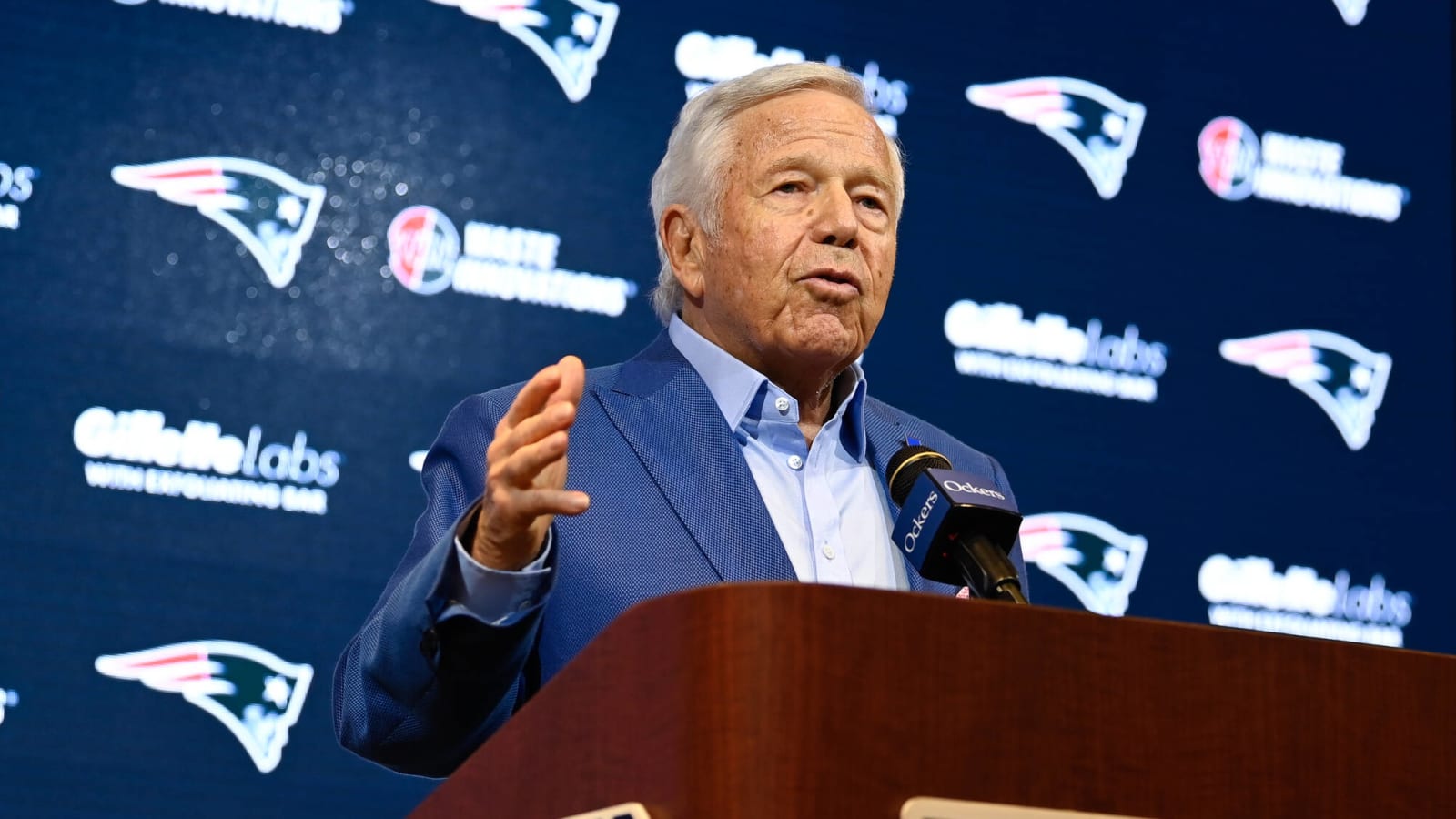 Robert Kraft reveals why he did not try to trade Bill Belichick | Yardbarker