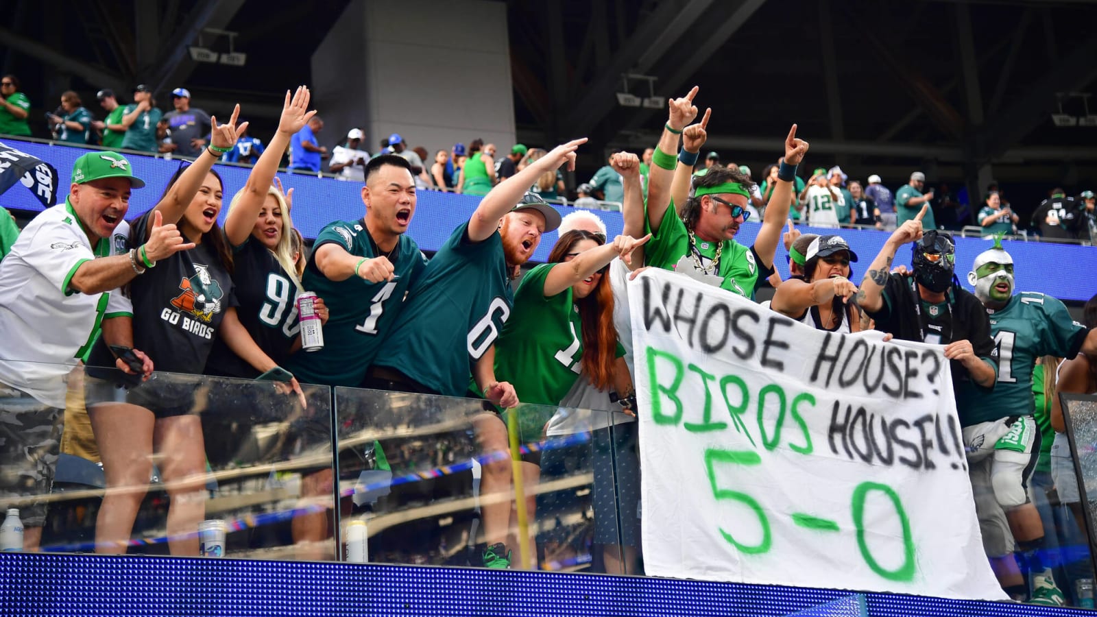 Distance won't stop Philadelphia fans from supporting their Eagles ... Distance won't stop Philadelphia fans from supporting their Eagles ...