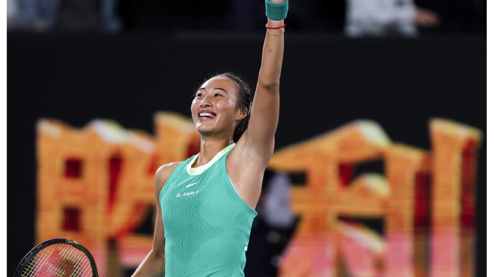 Qinwen Zheng edges Dayana Yastremska to make ‘dream’ final in Melbourne | Yardbarker
