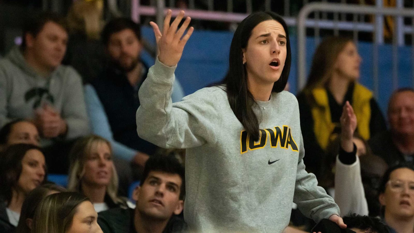 Caitlin Clark Makes Decision on Unrivaled Basketball League: Report ...